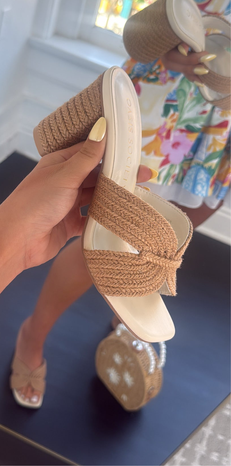 The Santiago Raffia Heel, Toffee – Everyday Chic Boutique