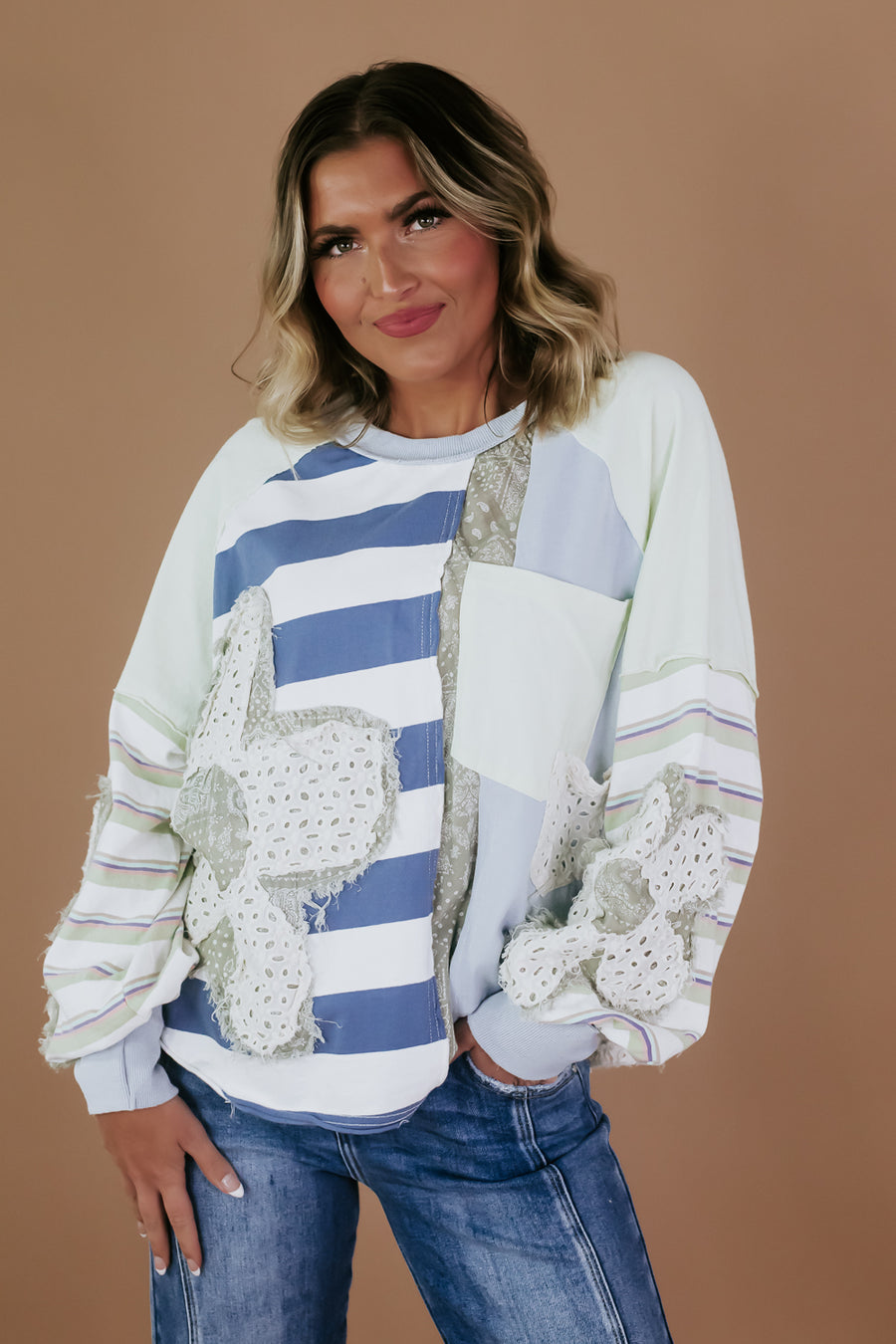 Graphic Tees – Everyday Chic Boutique