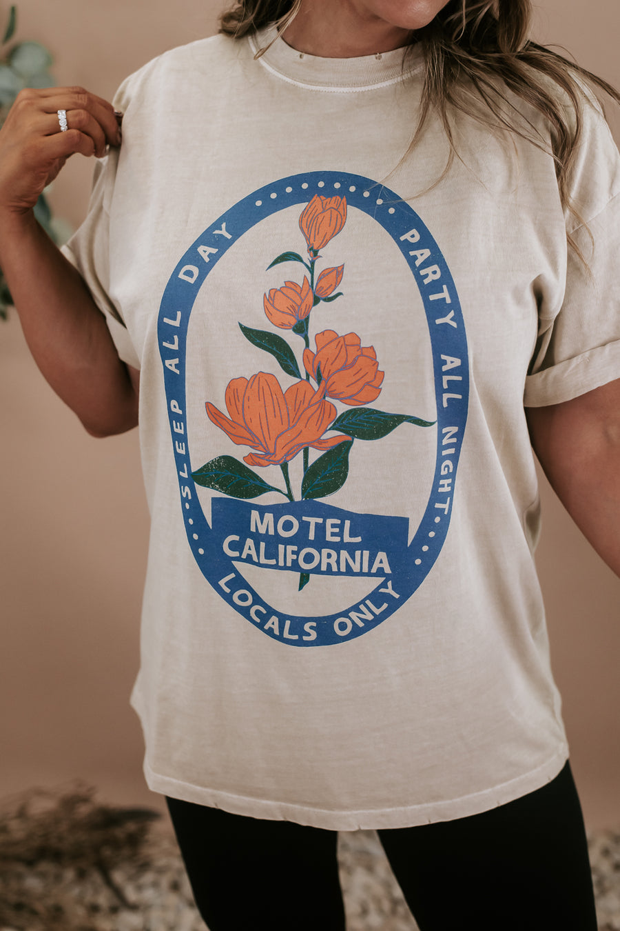 Graphic Tees – Everyday Chic Boutique